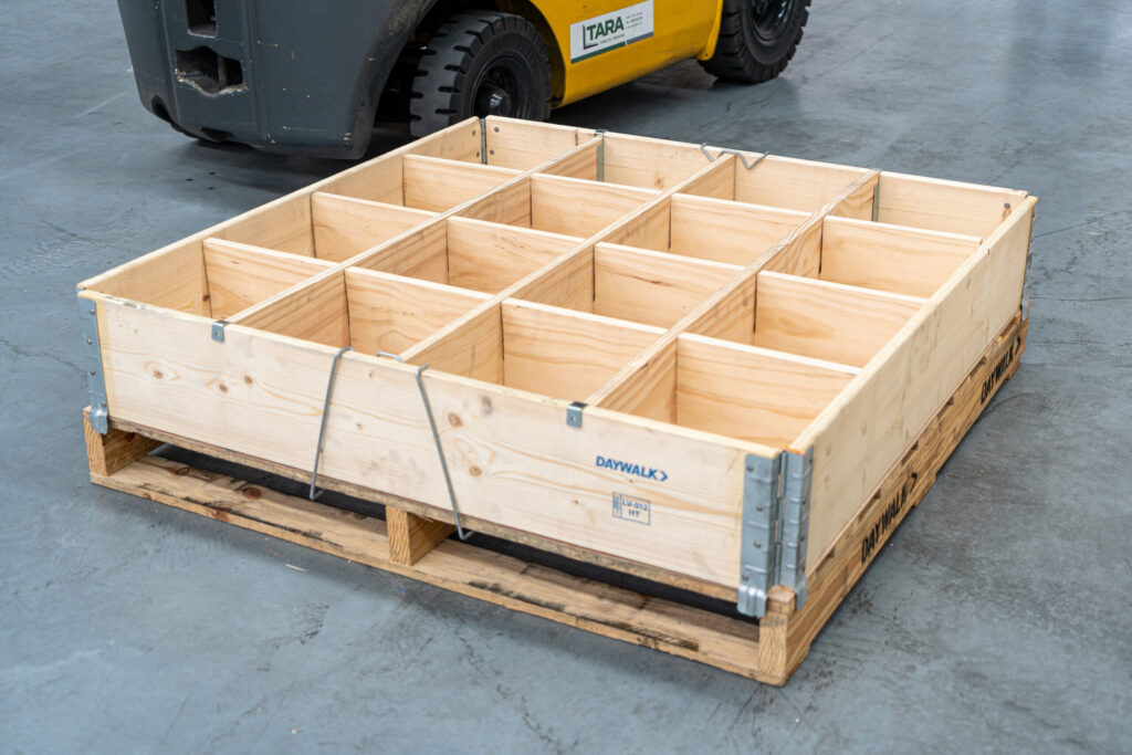 Pallet Collar Divider (3 Notch) Individual | DAYWALK